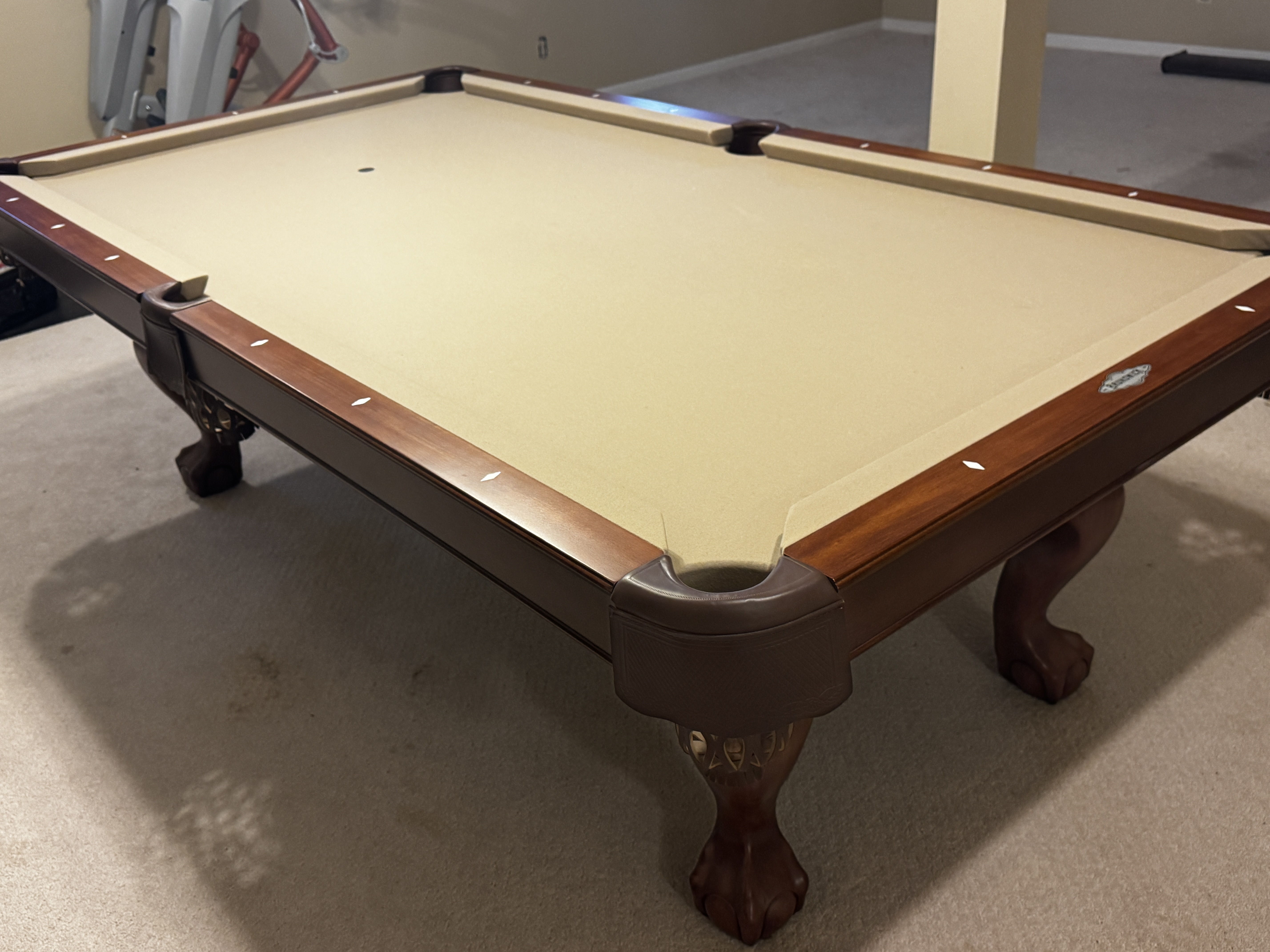 Pool table for sale Denver, Colorado: 8' Brunswick 'Allenton' Like new condition. Rich maple ...
